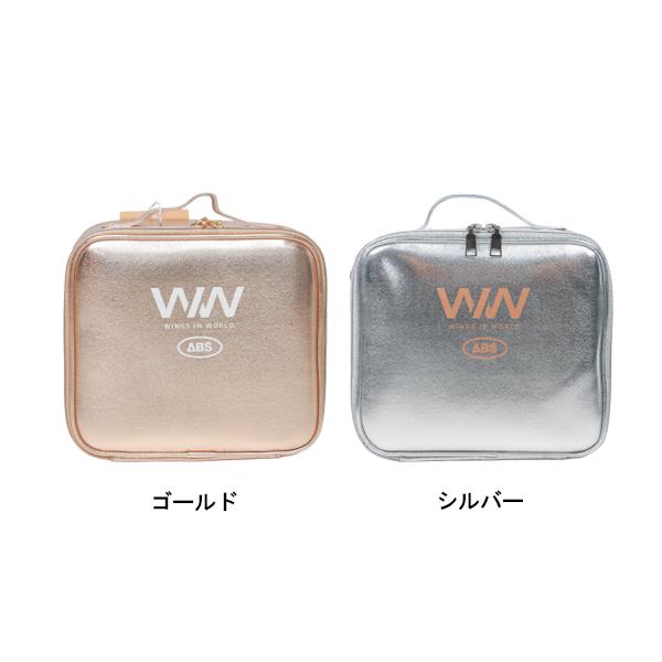 ABS/トップアクセサリー・バッグカラー：ゴールド、シルバーサイズ：H220×W260×D130mm素材：ENAMEL PUゴールド、シルバーのエナメル素材を使用したアクセサリーポーチ。美しい光沢で高級感を演出し、仕切り付きで収納も自在。キ...