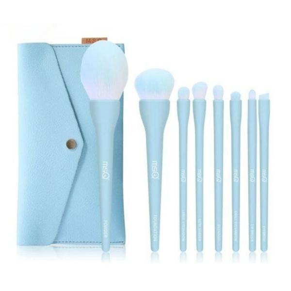 高級な材質＆極上の肌触り：MSQのメイクブラシはすべて手作業で製造されており、高級木材及び高級繊維を使用し、ブラシは柔らかくまた滑らかで、弾力性に富んでいます。また、メイクブラシの製造に際し、環境保護を心がけています、安全で環境にやさしい。...