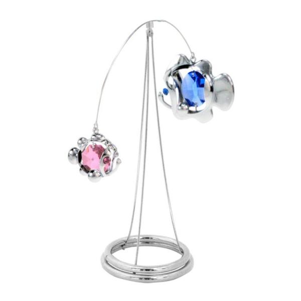 ◆商品名：二匹の魚・天秤（てんびん座）の置物◆サイズ / 高さ：１４cm　幅：１１．８cm◆材質 / 金属部：クローム コーティング　ガラス部 / 使用部材：スワロフスキー クリスタル◆クリスタルの色：　ボルドー（赤ワイン色）14mm×1個...