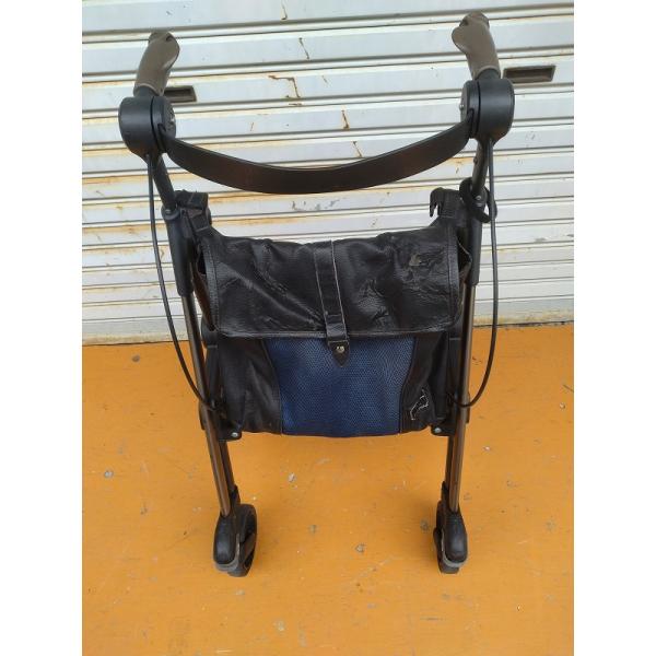 組立寸法 幅535mm×奥行605mm×高さ790~950mm 折畳寸法 幅235mm×奥行645mm×高さ790mm 押手高さ 790~950mm (6ポジション) 座面寸法 幅385mm x 奥行260mm 座面高さ 500mm バッグ...