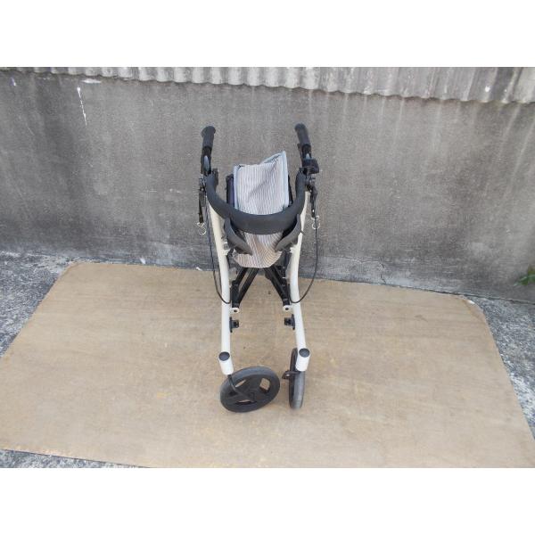 ■寸法/幅530×奥行730×高さ725~900mm(25mmピッチ　8段階) ■寸法(座面)/幅375×奥行185×高さ470mm ■折りたたみ時/幅280×奥行730×高さ725mm ■重量/6.1kg ■バッグ容量/約12L(載荷重:...