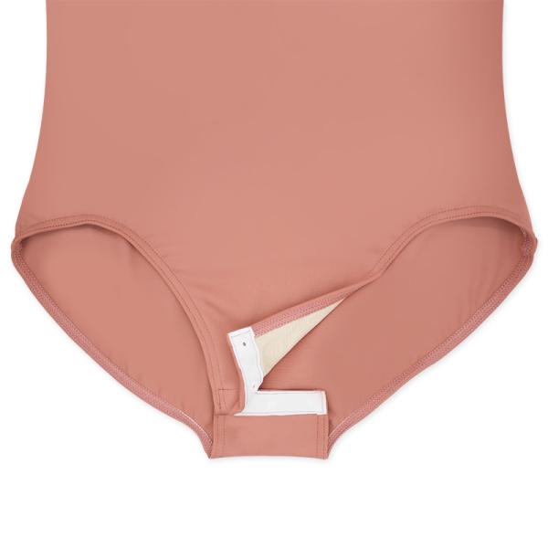 当店のレオタードに股下スナップをお付けすることが出来ます。スナップのお色はブラックかホワイトとなります。どちらかをお付けしますが、ご希望がある場合は備考欄にお書き添えください。【ご注文方法】お付けしたいレオタードと一緒に、この『股下スナップ...