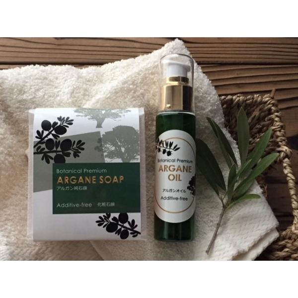 送料を抑えるために、日本郵便クリックポスト便（ポストへ投函）にてお届けします。(注)代金引換便を選択の場合、代金引換手数料と別途ゆうパック送料がかかります。ご注意くださいアルガン純石鹸BOTANICAL　PREMIUM　130gとアルガンオ...