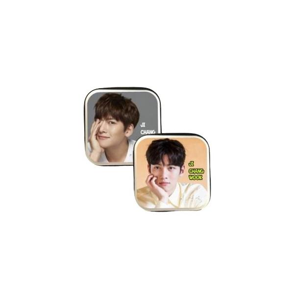 CD・DVD収納ケース20枚収納できます。