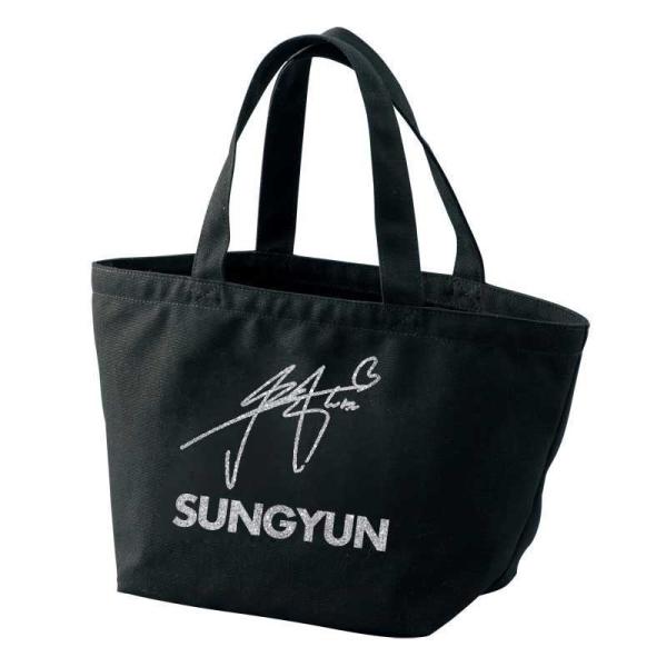 ■キャンバストートバッグ小・韓流グッズ・お弁当バッグにもぴったりなミニバッグです。・プリントは片面です。■サイズ：約21×20、マチ17ｃｍ、持ち手の長さ37ｃｍ■素材；綿100%キャンバス地