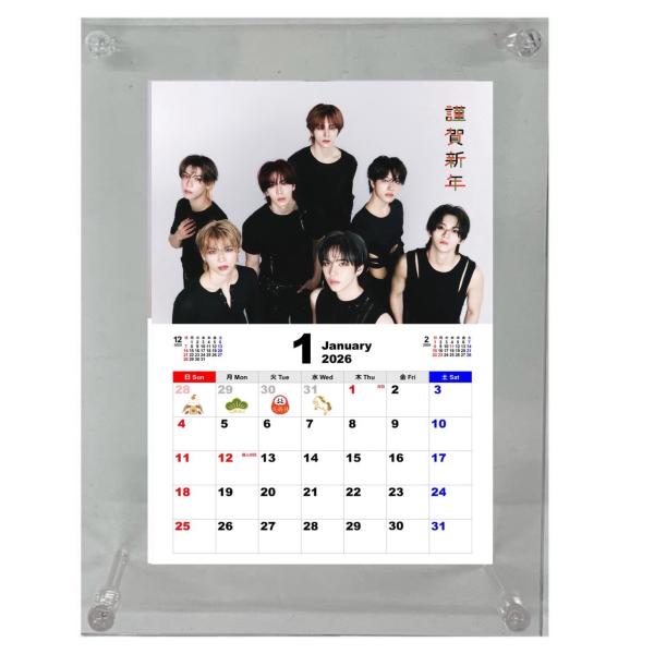 ■カレンダー・韓流グッズ1ヶ月ごとにフォトフレームに入れ替えて使う卓上カレンダーです。■サイズ：13.5×18ｃｍ（フレーム）■材質：ポリスチレン、紙■韓国製