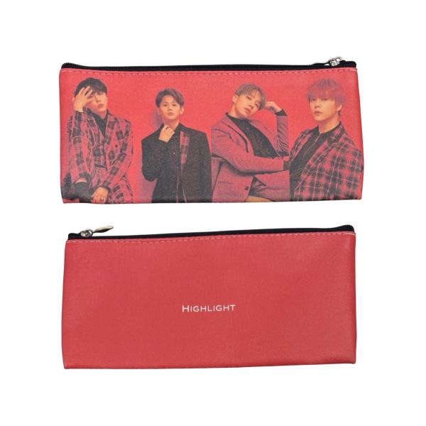 柔らかい合皮製のペンケースサイズ：約9×19.5ｃｍ（マチなし）