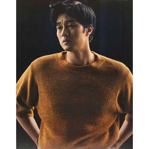 ■ポスター・韓流グッズ・丸めてお送りします。■サイズ：約30×42ｃｍ■材質：紙■区分：雑貨・韓国製■店舗連絡先：アンジーソウル0276-55-6707