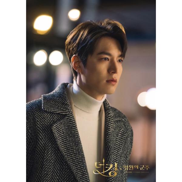 ■ポスター・韓流グッズ・丸めてお送りします。■サイズ：Ａ３（297×420ｍｍ）■材質：写真用紙■韓国製
