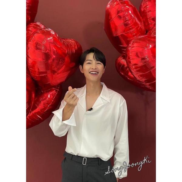 ■ラミネート写真・韓流グッズ■はがきサイズ（109×154ｃｍ）