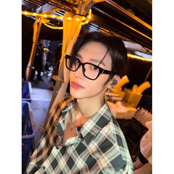 ■ラミネートポスター・韓流グッズ■A4サイズ（216×303ｃｍ）