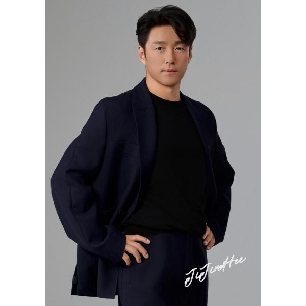 ■ポスター・韓流グッズ・丸めてお送りします。■サイズ：Ａ３（297×420ｍｍ）■材質：写真用紙■韓国製