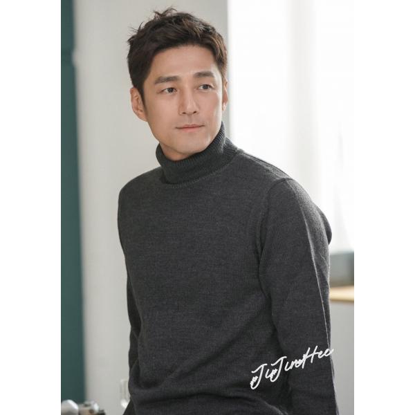 ■ポスター・韓流グッズ・丸めてお送りします。■サイズ：Ａ３（297×420ｍｍ）■材質：写真用紙■韓国製