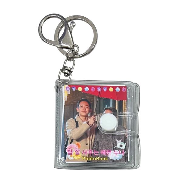 ★キーホルダーの金具部分は写真と変わる場合があります。■ミニフォトブックキーホルダー 韓流グッズ・写真12枚入り■サイズ：直径約5.5×6ｃｍ（本体）■区分：韓国製／雑貨■店舗連絡先：アンジーソウル0276-55-6707/090-6520...