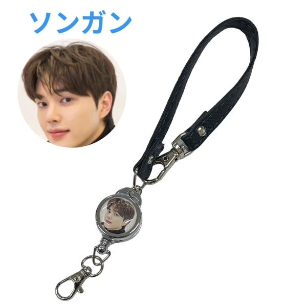 ★ベルト部分のカラーは紺・黒・アイボリーからランダムですがご希望があればご連絡ください。■キーリール　韓流グッズ・伸縮するリールがついているので鍵をバッグなどに付けたまま使用できて便利です。・リールを最後まで引っ張ると故障する場合があります...