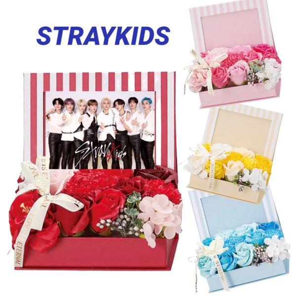 ■ソープフラワーBOX・韓流グッズ・写真は入れ替え可能（L版）■サイズ：約19×17×12.5ｃｍ・お花のデザインは変更になる場合があります。