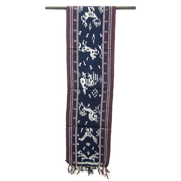 アジアンな空間を演出する際にファブリックは欠かせないアイテム。フロアテーブルや棚の上に敷くだけでお部屋の印象がガラリと変わります。またイカットハンガーなどに掛けてタペストリーとしても楽しめます。手織りのためほつれや模様の崩れ、微妙な色の違い...