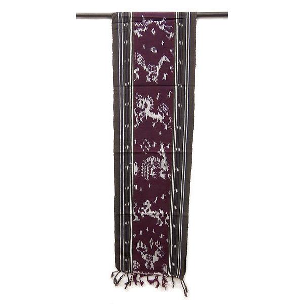 アジアンな空間を演出する際にファブリックは欠かせないアイテム。フロアテーブルや棚の上に敷くだけでお部屋の印象がガラリと変わります。またイカットハンガーなどに掛けてタペストリーとしても楽しめます。手織りのためほつれや模様の崩れ、微妙な色の違い...