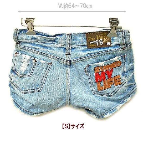 カジュアルで可愛いデニムショートパンツがタイから到着♪バックの刺繍と古着風のダメージウォッシュがGOOD!Ｔシャツやラフなトップスなどとのコーデがおすすめ！定番デニムショートパンツは春夏スタイルに欠かせません♪脚を大胆に見せて履いたり、スパ...