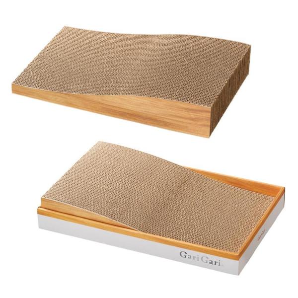 エイムクリエイツ　ガリガリプレイス スロープ ホワイト＆ティーブラウン愛猫たちがいつでもお気に入りの場所でくつろげるように開発された、愛猫専用の床置型爪とぎです。爪とぎは２枚入りで、爪とぎ部分の４面を使うことができます。１枚を外してお好みの...