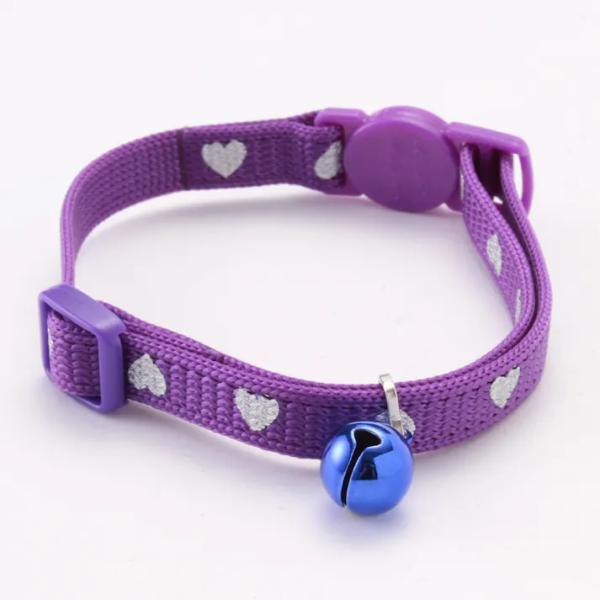アースペットターキー　ねこモテ ハート柄猫首輪 紫安全機能付きセーフティ首輪です。首輪を引っ掛けても外れる機能付き。---対象---猫適応体重：〜7kg---原産国---中国---材質---ナイロン---サイズ---テープ幅：1cm首周り：...