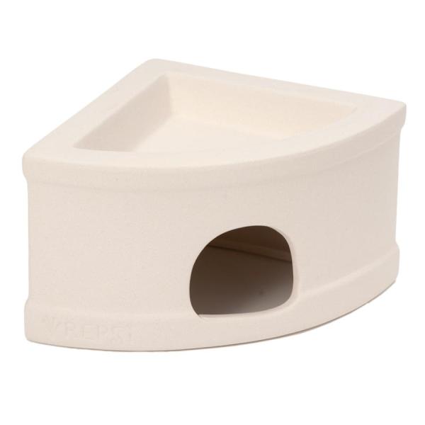 マルカン 　ジオシェルター Ｍ安心できる快適な空間を与える爬虫類用素焼きシェルターです。水を良く吸い込み、シェルター内や飼育環境の湿度を快適に保ちます。上部の水ポケットを利用して、簡単に水を補給することができます。素焼きのザラついた表面は、...