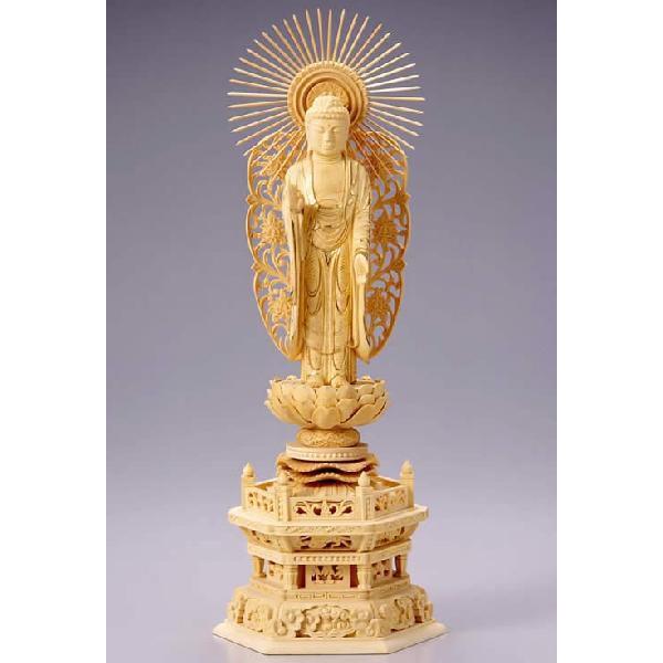 浄土真宗本願寺派で用いる仏像（ご本尊）です。桧の香りが心を和ませるお値打ち価格の桧製六角台の阿弥陀如来（4.0寸）です。●寸法　総丈: 298mm、台幅: 115mm、奥行: 86mm●材質　桧（ヒノキ）●宗派　浄土真宗本願寺派（菩提寺でご...