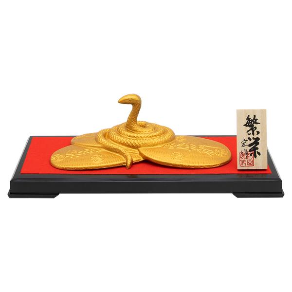 令和七年（2025年）の干支の巳/みの置物です。《村田宏作》巳（蛇）は古来より脱皮を繰り返すことから「再生」「成長」「変化」の象徴とされ、巳年は新たな段階に進むための準備や成長を促す年とされています。特に白蛇は神の使いと信仰され豊穣や繁栄を...