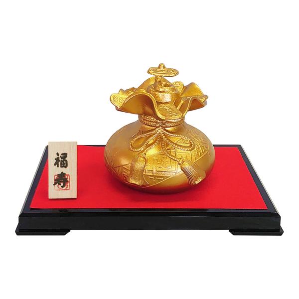 令和七年（2025年）の干支の巳/みの置物です。《秀月作》巳（蛇）は古来より脱皮を繰り返すことから「再生」「成長」「変化」の象徴とされ、巳年は新たな段階に進むための準備や成長を促す年とされています。特に白蛇は神の使いと信仰され豊穣や繁栄を、...