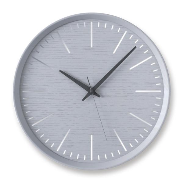 レムノスの掛け時計壁掛け時計に、より品格を。Fluctは品格をテーマに、素材と質感表現に主眼を置き、あらゆる細部まで徹底的にデザインされた壁掛け時計です。枠と文字盤の天然木材による柔らかで優しい表情、象嵌のような特徴的な鏡面仕上げのインデッ...