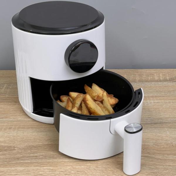 商　品　詳　細サイズ：直径28×20.5×22.5cm重量：約2030ｇ消費電力：900W 電池仕様：AC100V50/60Hz温度調節機能：(5℃単位/80〜200℃の範囲内)調理時間調節機能：(1分単位/1〜30分の範囲内)　カラー：ホ...