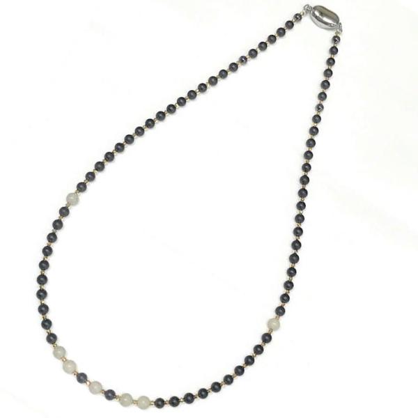 商　品　詳　細■販売名：ラドン 磁気ネックレス■名称：家庭用永久磁石磁気治療器■認証番号： 302AGBZX00069000■長さ：50cm■素材：ラドン発生セラミックスボール φ5mm　　　：永久磁石（異方性フェライト） φ4mm　　　：...