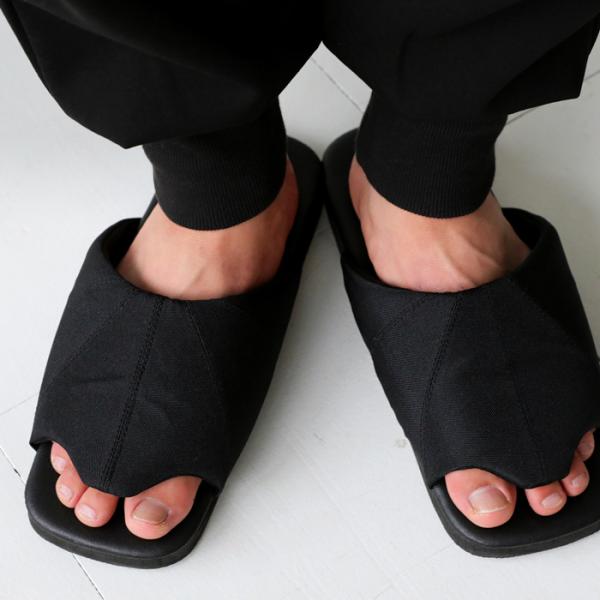 ×メール便不可！※詳細をPCサイトよりご購入前にご確認下さいませ。【検索ワード】seaven shing02 ダックサンダル サンダル 靴 メンズ レディース ユニセックス シンプル 痛くない 歩きやすい オープントゥ フラットサンダル 軽...