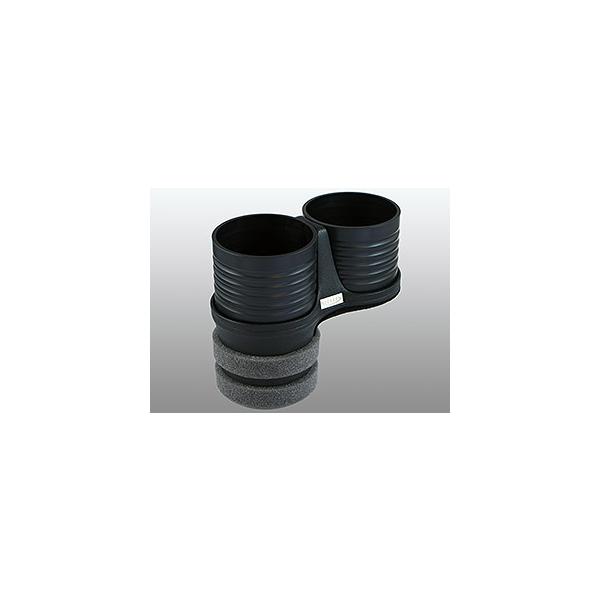 仕様： ベース部 ブラック・ポリウレタン（梨地柄） カップ部：ブラック・ポリウレタン（内径：73mm）装着方法：純正ホルダーに製品ボディを差し込むだけの簡単装着。 車種：VW New Beetle（ニュービートル）右/左ハンドル車型式：-適...