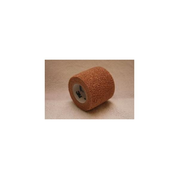 幅50mm　×　長さ4.5ｍ（伸長）　1個色：茶プラスモイストを貼付した後、保護するのに便利です。包帯同士が接着するので、巻き終わりの固定具が不要です。※弊社の在庫状況から、スリーエムコーバンもしくはイワツキGチャックタイをお送りいたします...