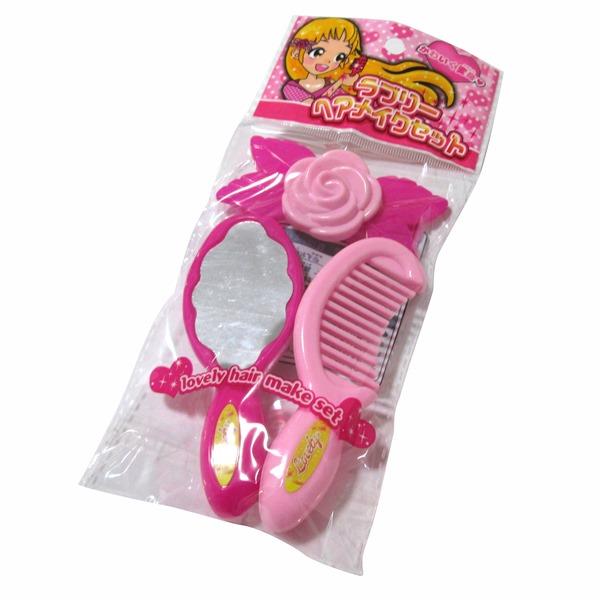 手鏡とくし、ヘアピンが1つずつ入ったヘアメイクセットです。サイズ（約）：手鏡Ｈ105×Ｗ40ｍｍ　3種アソート※返品(返金・交換)対象外商品