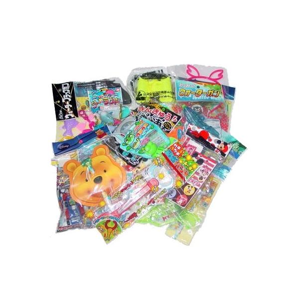 イベント、販促用品、お子様ランチおもちゃとして大人気商品です！！写真に収まりきれない男の子用（ミニカー、ヘリコプターなど）、女の子用（指輪、ブレスレットなど）がミックスで混ぜてあります。また、キャラクター文具（ミッキー、プーさん、スティッチ...