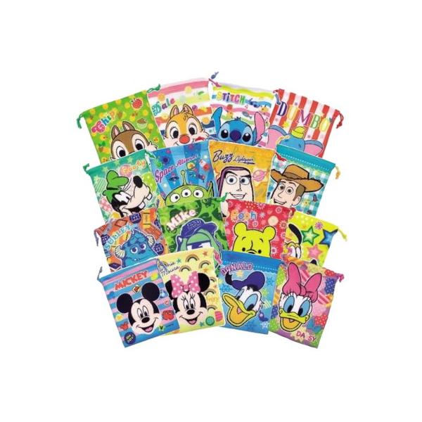 とってもかわいい！ディズニー顔柄巾着袋の駄菓子詰め合わせセットが新登場！詰め合わせの内容は、スナック類、グミ類、ラムネ類、いか類、あめ類、チョコレート類（冬季のみ）等からランダムに詰め合わせいたします。袋サイズ　Ｈ170×Ｗ140ｍｍ　16...