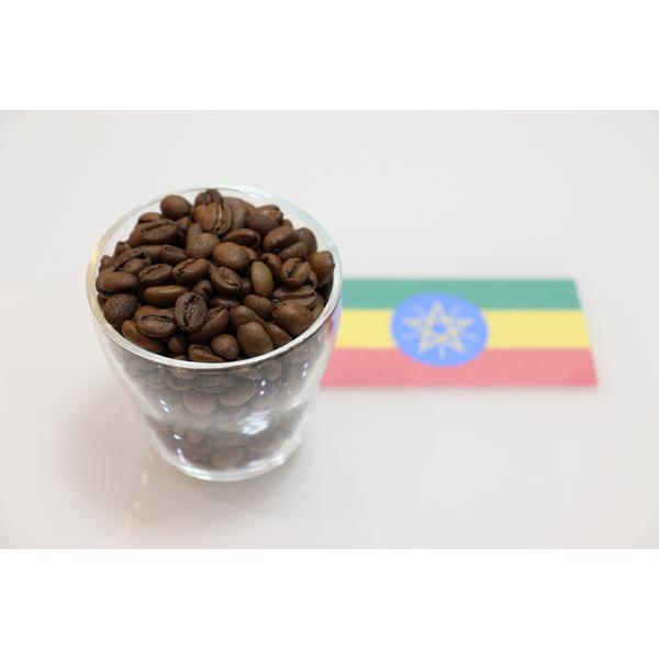 国名：エチオピア商品名：GUJI SHAKISO G1 Tade GG精製方法：ナチュラルROAST LEVEL：中浅煎り焙煎エリア：グジ・シャキソ農園名：Tade GG農園標高：1850〜2200m栽培品種：ウォリチョ、クルミ（約 5：5...