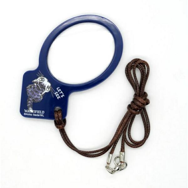 ＊フレーム:約87×48×4mm＊全長:約490mm 重さ:約14.6g＊フレーム:ポリカーボネート＊ストラップ:合成皮革・合金＊中国製小さな革工房からスタートしたわちふぃーるどはモノづくりにこだわり、そしてイラストを商品に描きはじめダヤン...