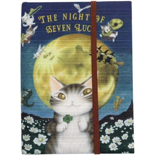 ＊約160×115×15mm＊綿100％・他部材＊日本製小さな革工房からスタートしたわちふぃーるどはモノづくりにこだわり、そしてイラストを商品に描きはじめダヤンが生まれました。ここが可愛さと実用性を兼ね備えたブランドの原点です。池田あきこデ...