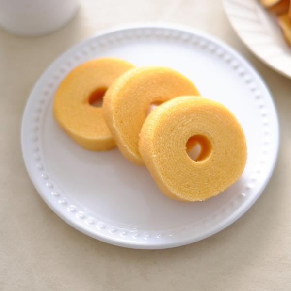 ※翌日発送を心がけておりますが、商品の入荷状況によって　商品の到着が遅れる場合がございます。　何卒ご了承頂けますようにどうぞよろしくお願い致します。自然の恵みにあふれた環境で育った鶏から採れる、新鮮な平飼いの有精卵を使ったミニサイズのバーム...