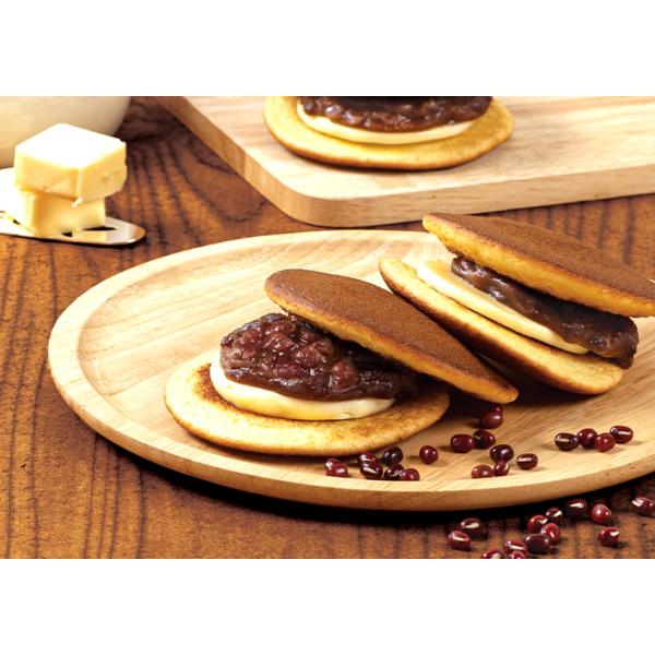 あんバターどら専用の自家製つぶ餡に、厳選バターを使用しました。贅沢にそのままサンドしたふんわり食感のどら焼きです。バターの塩味がつぶ餡のうまみを引き立て、最後まで美味しく召し上がれます。日常のおやつにも、贈り物にも喜ばれるお菓子です。七五三...