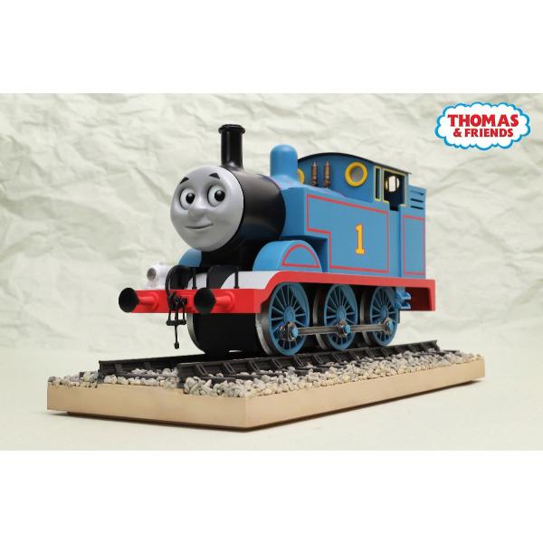 【発売日：2026年08月25日】サイズ:1番ゲージ（約1/32スケール）カテゴリー:完成品 キャラクター きかんしゃトーマスブランド:アオシマアオシマオンラインショップ限定販売　数量限定・注文承諾メール送信後のキャンセルは原則不可とさせて...