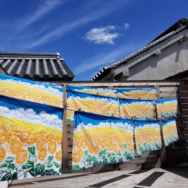 【発売日：2020年03月28日】！パッケージは変更しております。べいふぁーむ笠岡に咲く『ひまわり畑』岡山県の西南端、笠岡市の笠岡湾干拓地は通称べいふぁーむ笠岡と呼ばれ、日本で2番目、3番目という広さの干拓地。夏。べいふぁーむ笠岡に咲く約1...