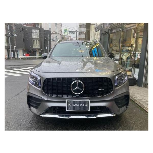 X247/GLBクラス 前期 AMG line用 パナメリカーナ フロントグリル 社外品X247/GLBクラス 前期 AMG line フロントカメラ付き 車用※レーダーセーフティ対応！※センタースターエンブレムは純正エンブレムを移植になり...