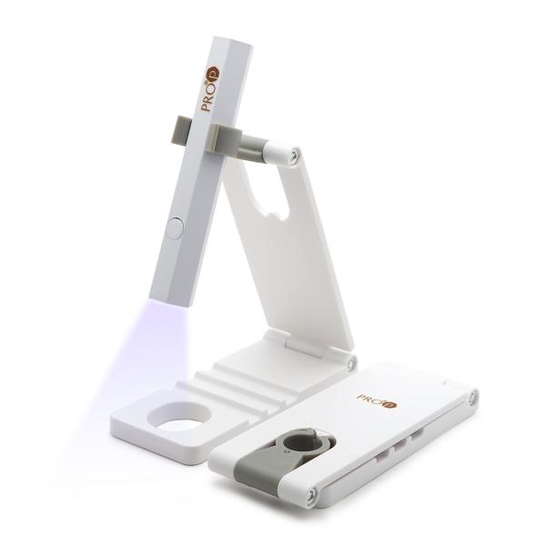 【内容量】スタンド１個（ライトは含まれておりません）【仕様】折り畳んだ後のサイズ：長さ約13cm/幅約5cm/厚さ約1.3cmクリップ部分のサイズ：長さ約4.2cm/幅約2cm材質：PVC/シリコン【特徴】 ・ハンディジェルライトを挟むだけ...