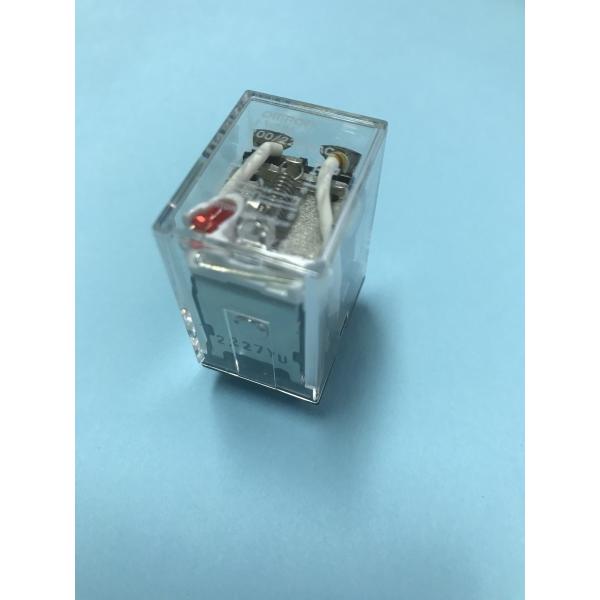 制御盤用のパワーリレーです。コイル定格:AC200/220V 動作表示:LED接点構成:2c接触機構:シングル接点材質:Ag合金接点定格負荷:AC110V 10A (抵抗負荷)　　　　　　:AC110V 7.5A (誘導負荷 (cosφ=0...