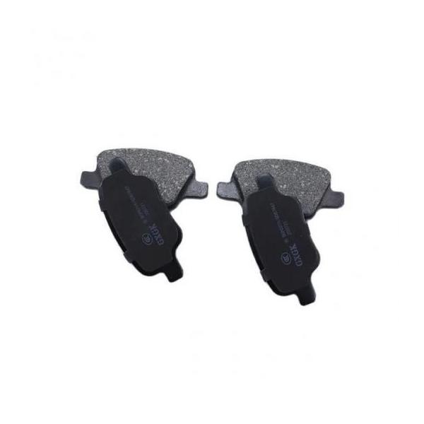 タイプ: リア リア ブレーキ パッド セット 適用: 広州汽車/GAC トランプチ GA5 2010 華泰/HAWTAI B11 2009 1.8T/2.0TDI-DO リーファン 820 2014 1.8L/2.4L GDB7847 3...