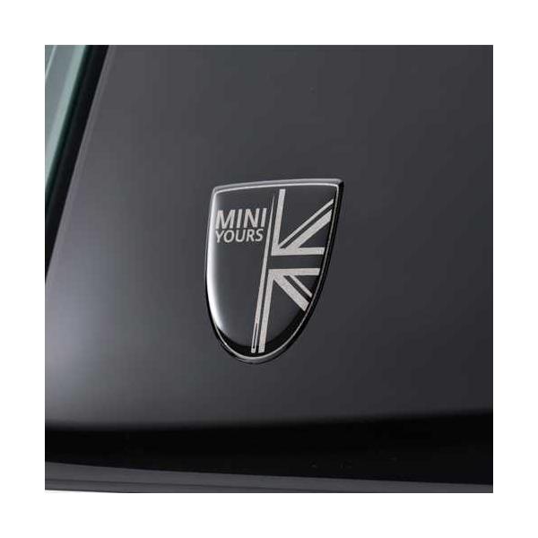 【適合車種】クラブマン：F54５ドアハッチバック：F55３ドアハッチバック：F56カブリオレ：F57クロスオーバー：F60上級オプション「MINI Yours（ユアーズ）」のエンブレムサイズ：縦約 5.4cm x 横約 4.4cm